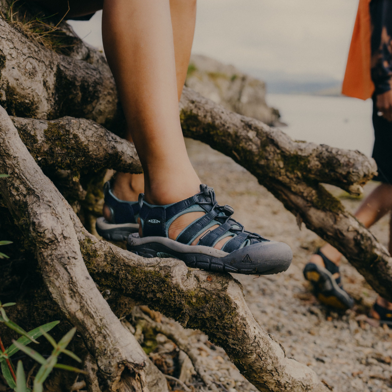 Сандали – 240 модела от Keen, Teva, Lizard, Source и други | 4camping.bg